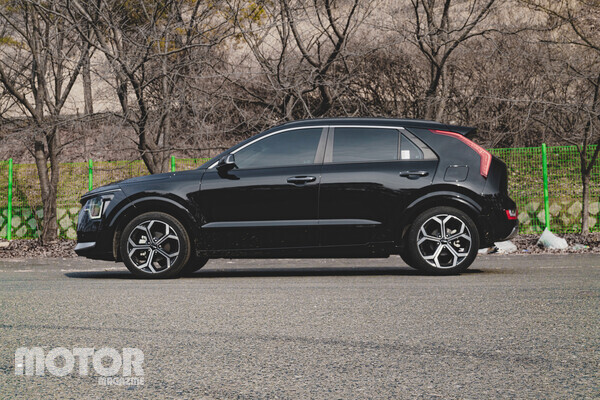 〈모터매거진-MATCH〉기아 니로 하이브리드 VS 르노코리아 XM3 E-TECH 하이브리드