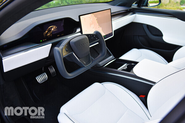 [시승기] 10년 만의 귀환, 1020마력 슈퍼카로 돌아온 테슬라 모델 S 플레드