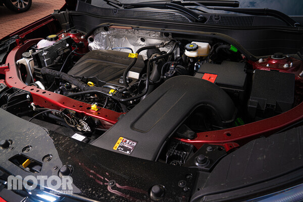 〈모터매거진-MATCH〉 최고의 가심비 소형 크로스오버는 누구? 쉐보레 트랙스 크로스오버 VS 르노 XM3