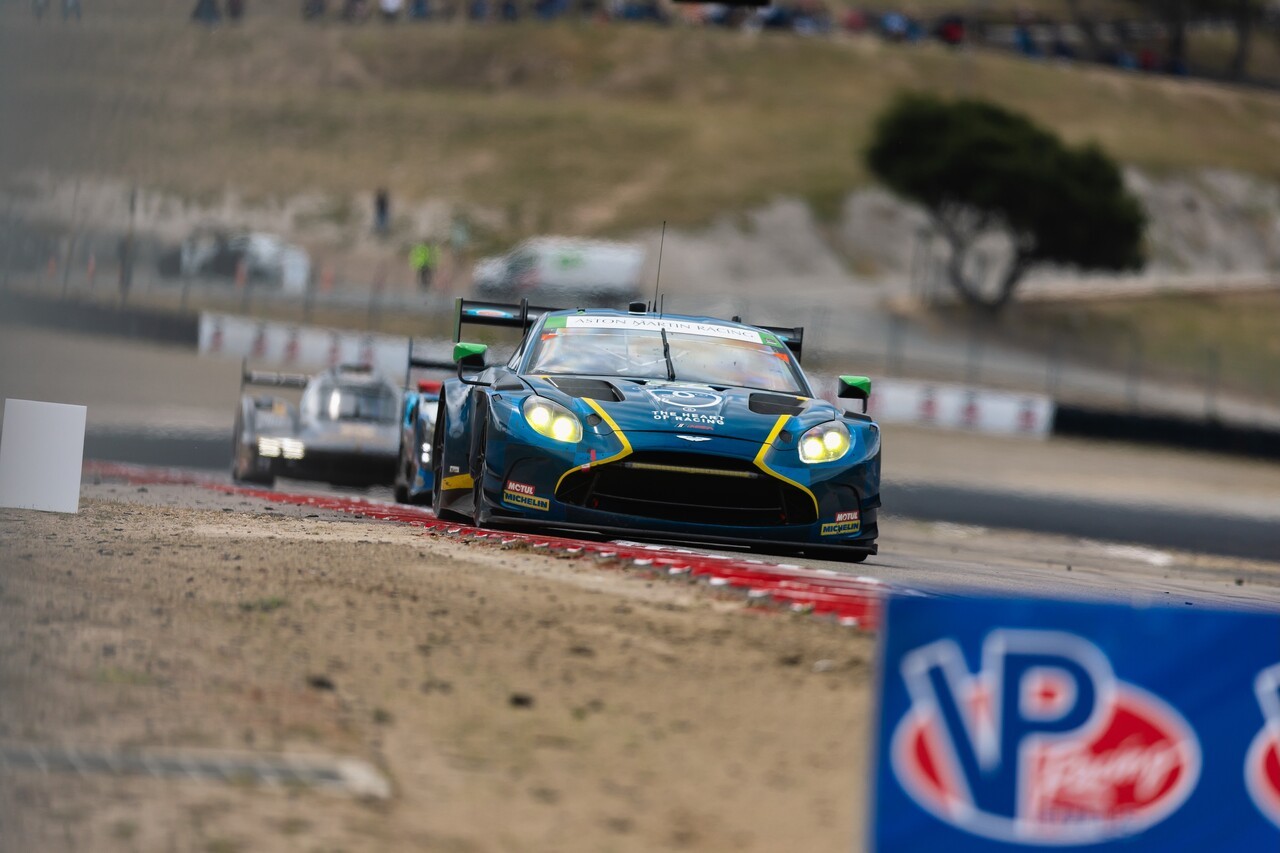애스턴마틴, 밴티지 GT3로 2026 IMSA 시즌 네 번째 포디움 달성